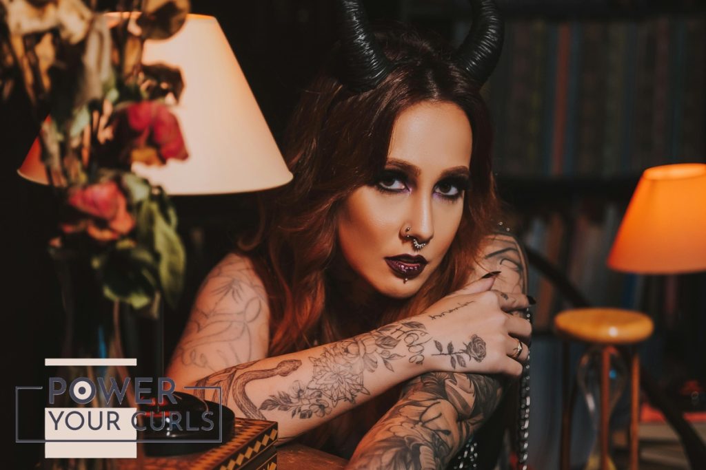 Edgy Chic: 13 Ultimate Gothic Hairstyles » Power Your Curls