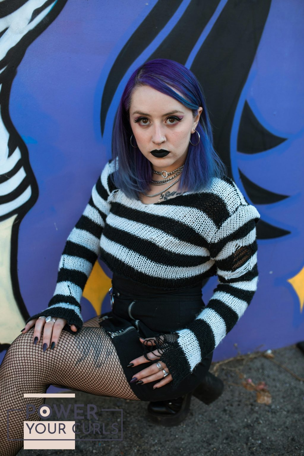 Edgy Chic: 13 Ultimate Gothic Hairstyles » Power Your Curls