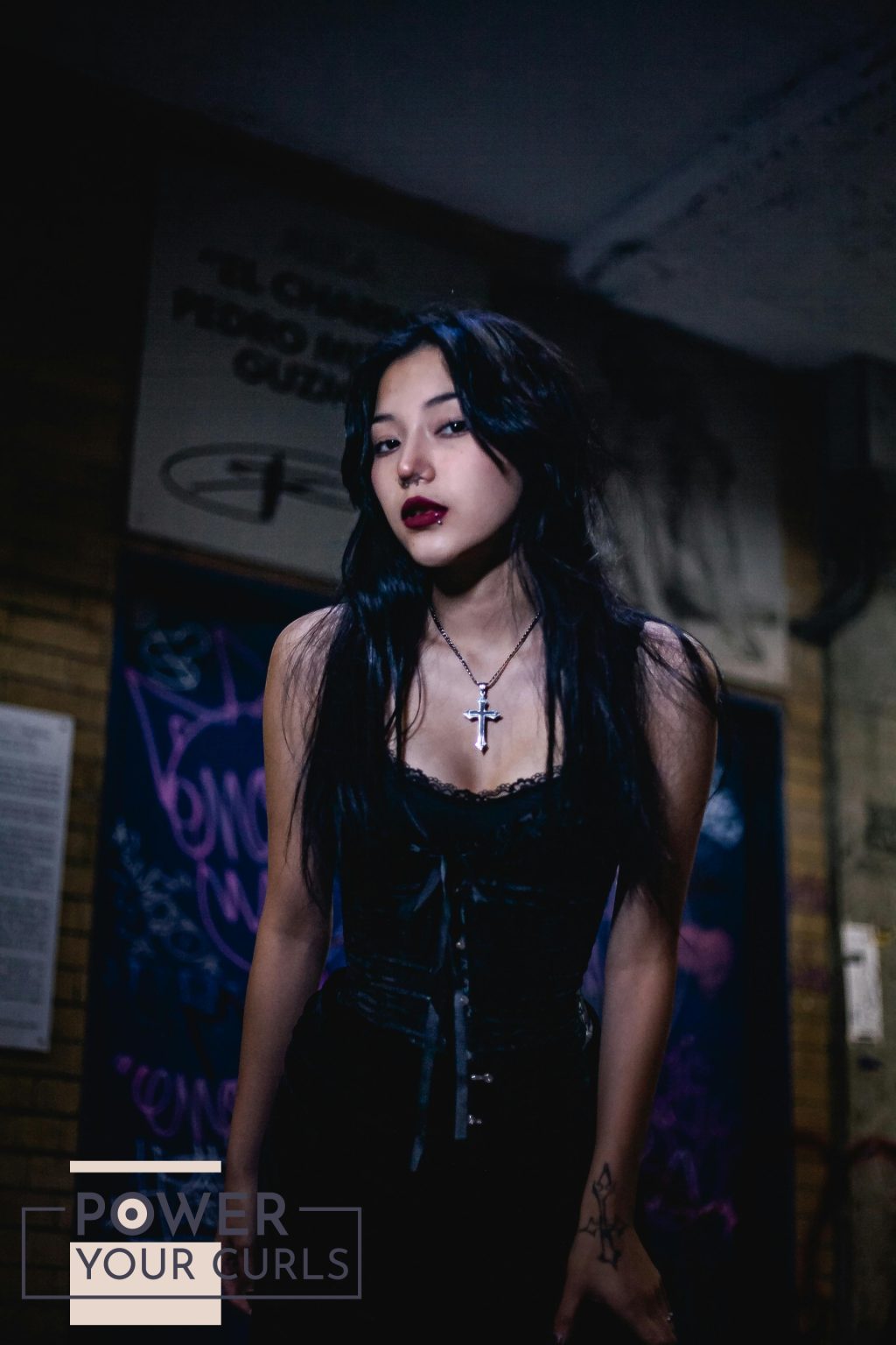 Edgy Chic: 13 Ultimate Gothic Hairstyles » Power Your Curls