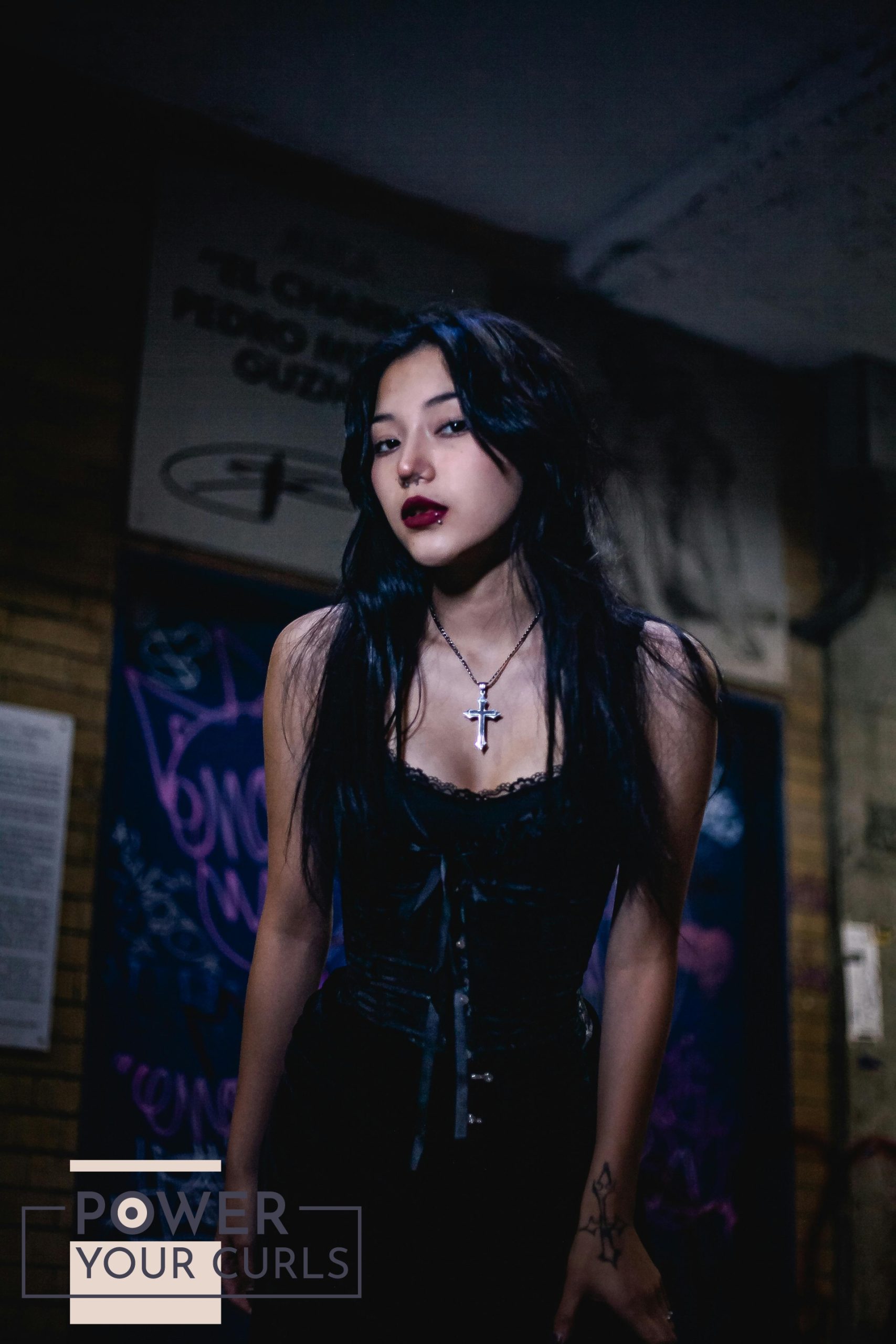 Edgy Chic: 13 Ultimate Gothic Hairstyles » Power Your Curls