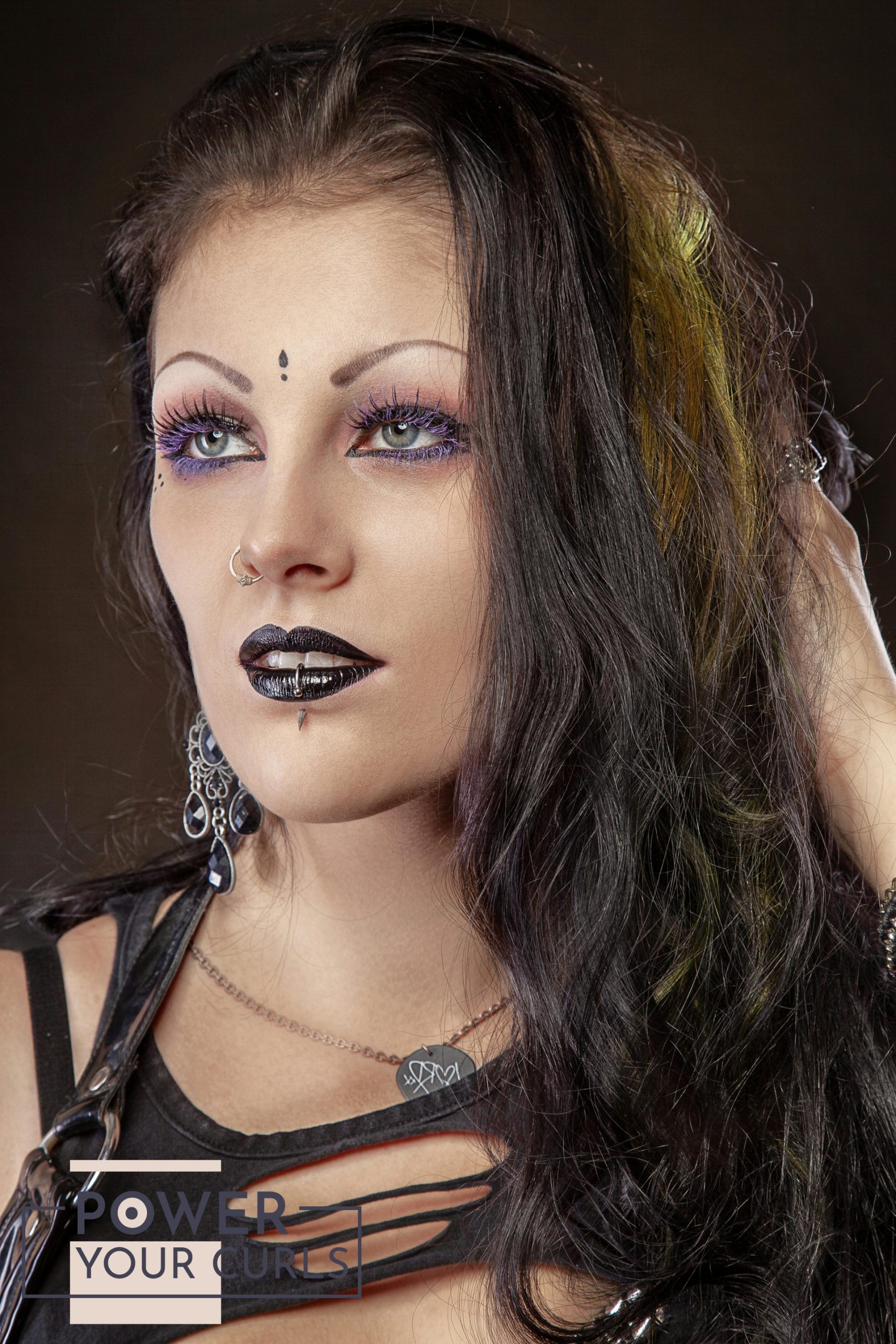 Edgy Chic: 13 Ultimate Gothic Hairstyles » Power Your Curls